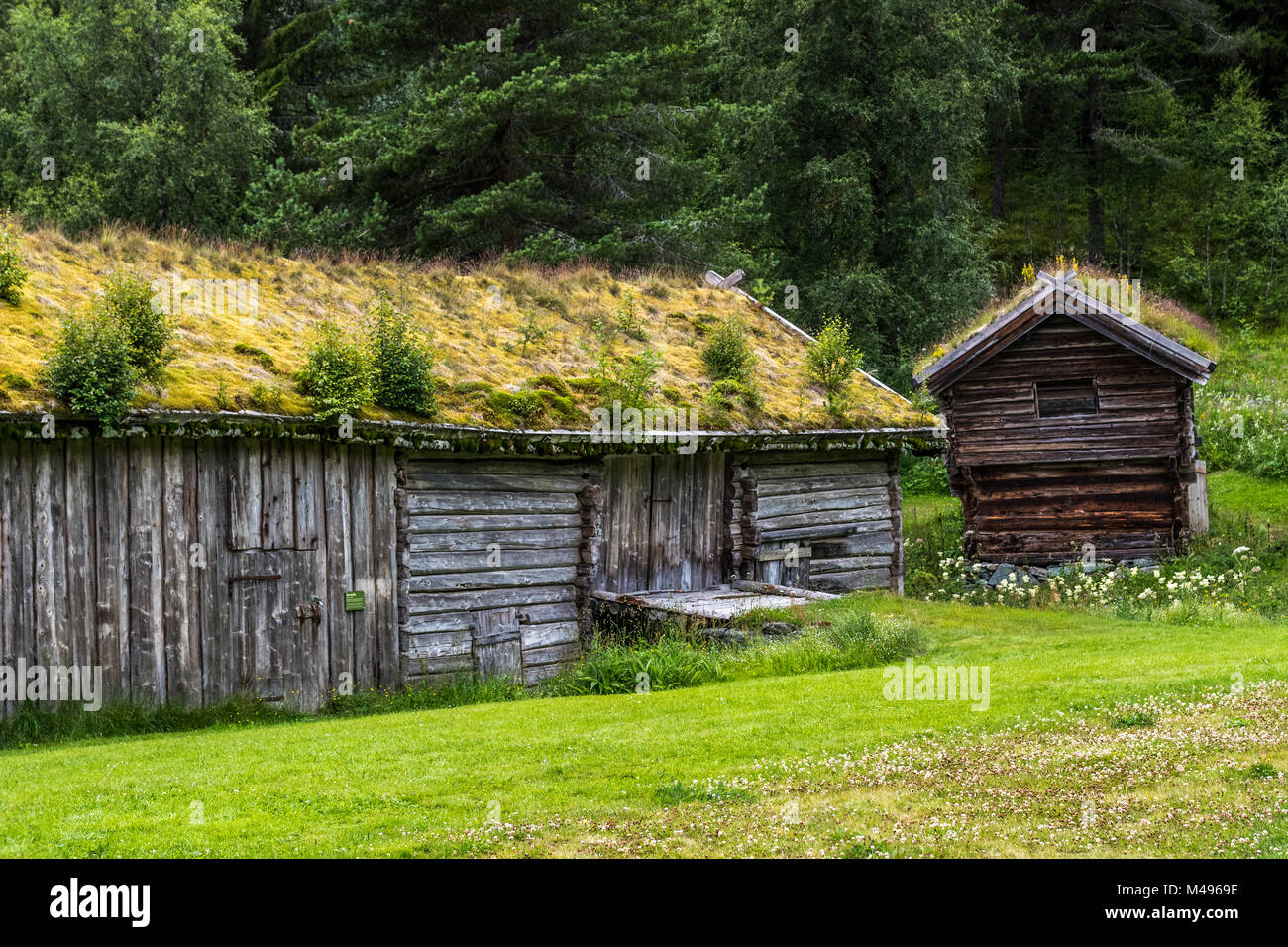 Old timber house in Norway Stock Photo - Alamy