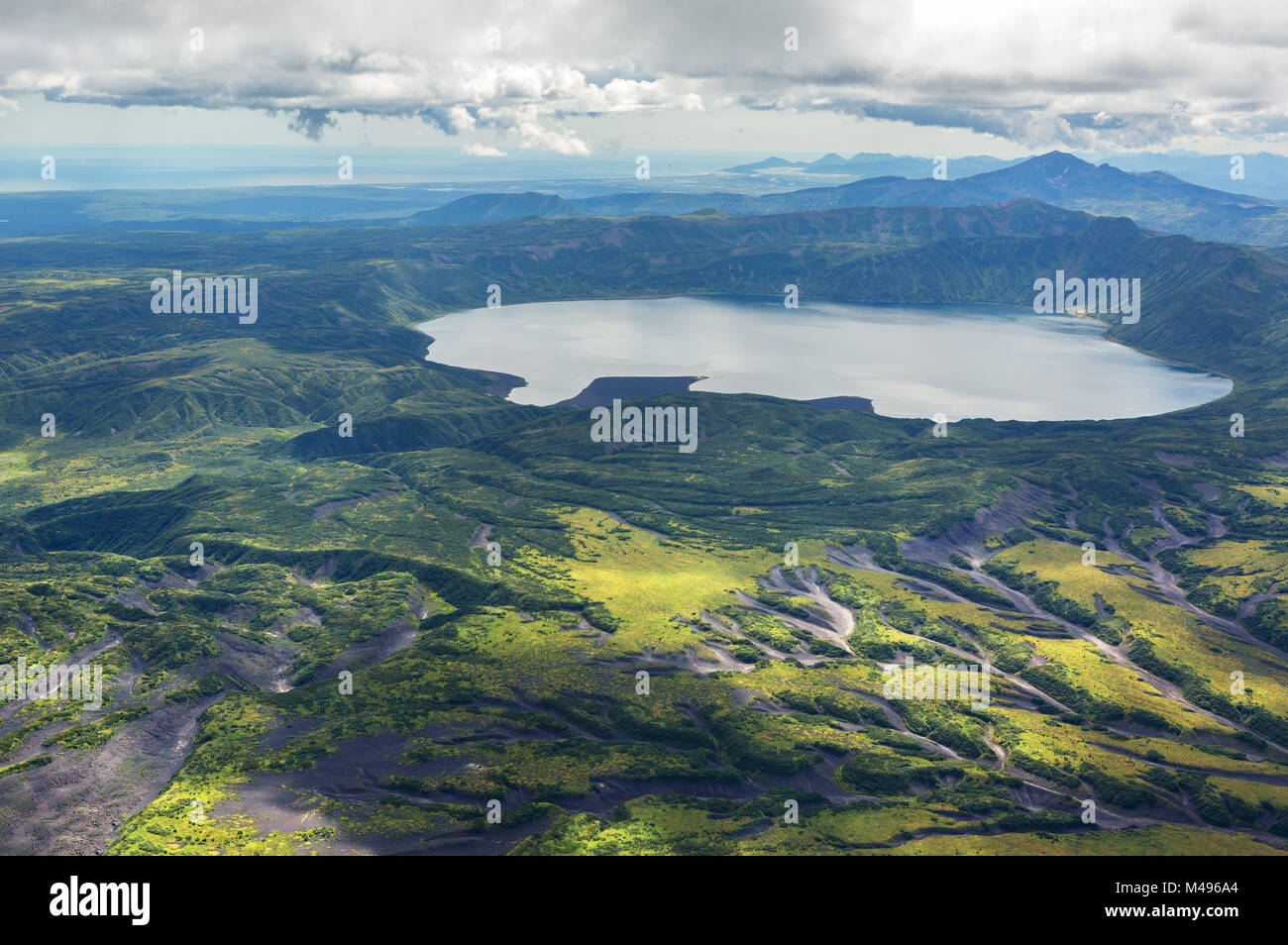 Crater Karymsky Lake. Kronotsky Nature Reserve on Kamchatka Peninsula ...