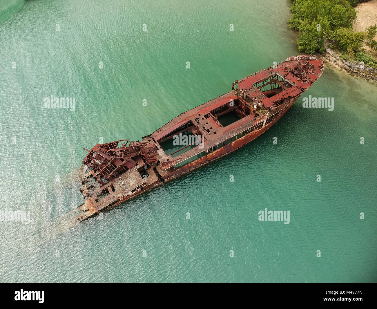 Rusty shipwreck hi-res stock photography and images - Alamy