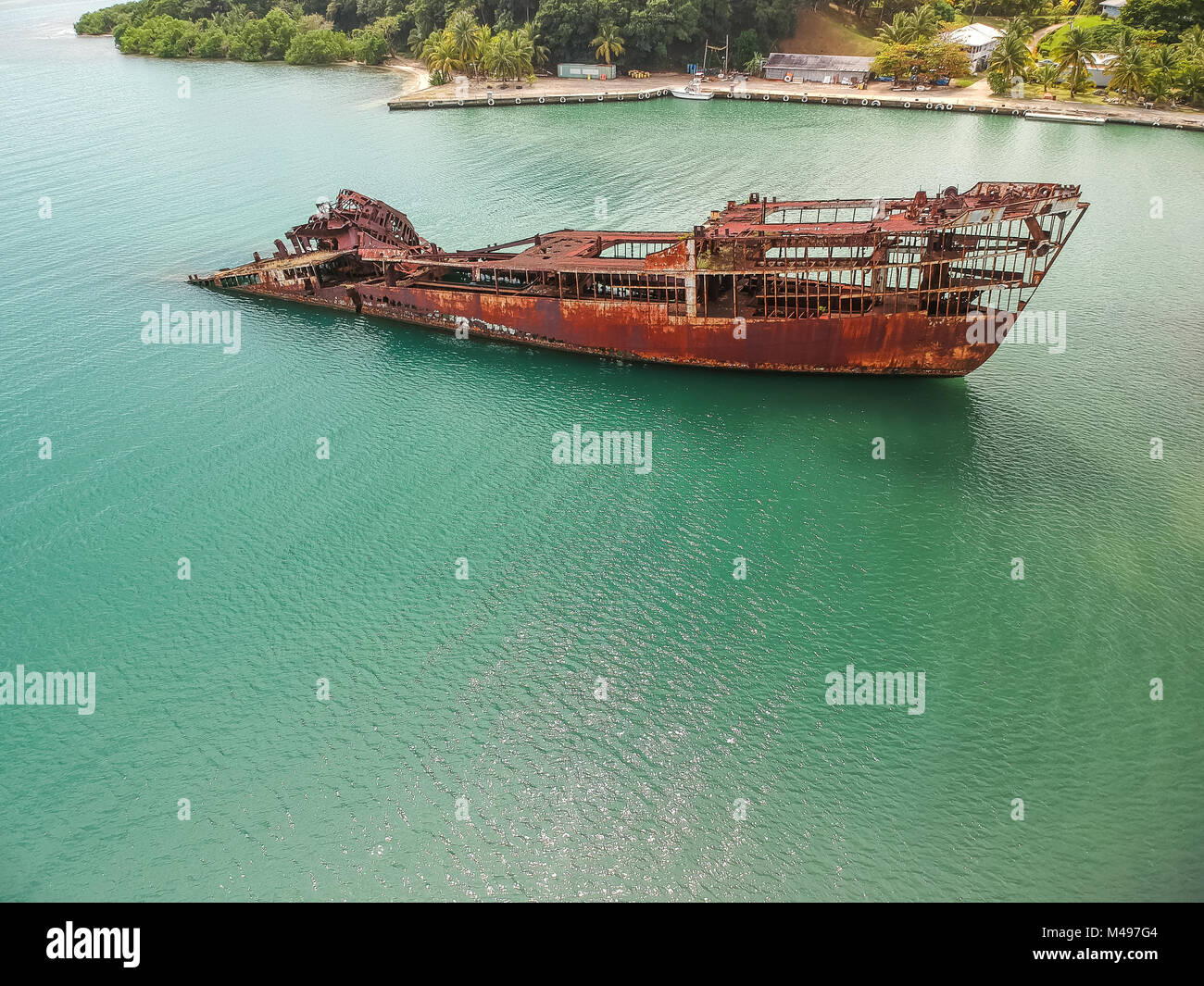 Rusty shipwreck hi-res stock photography and images - Alamy