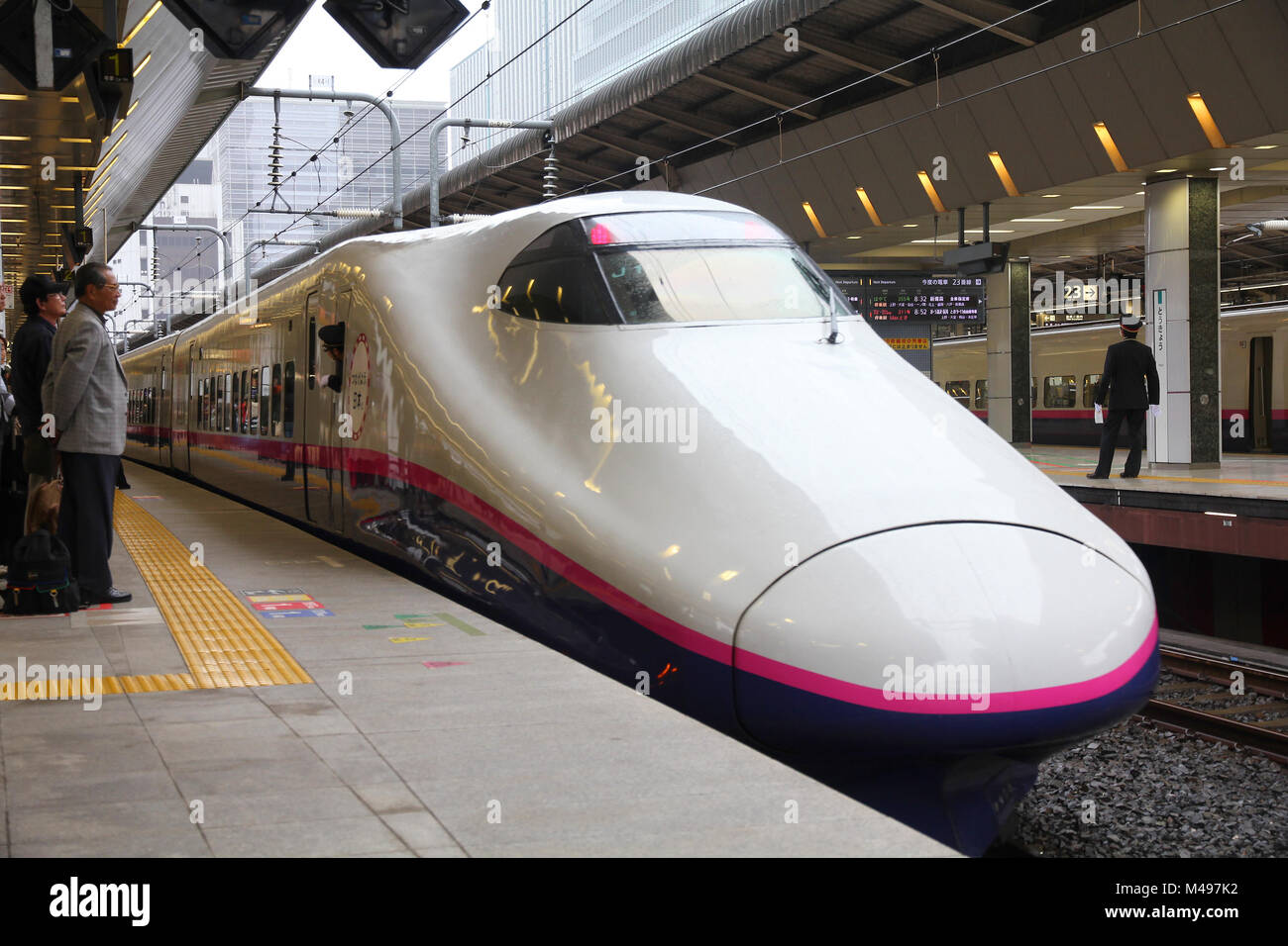Shinkansen bullet train track top hi-res stock photography and images ...