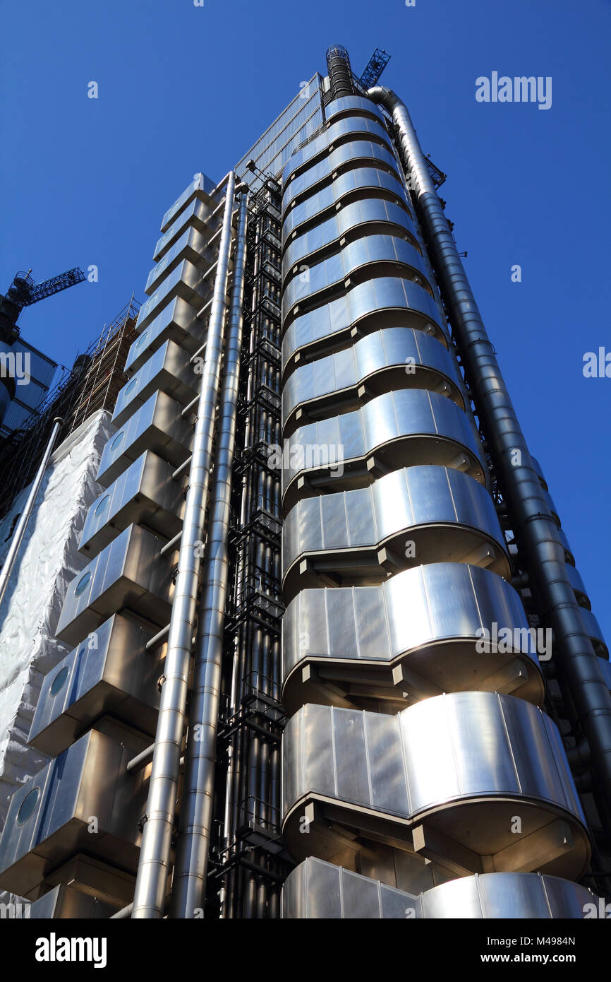 Lloyds building city london 1986 hi-res stock photography and images ...