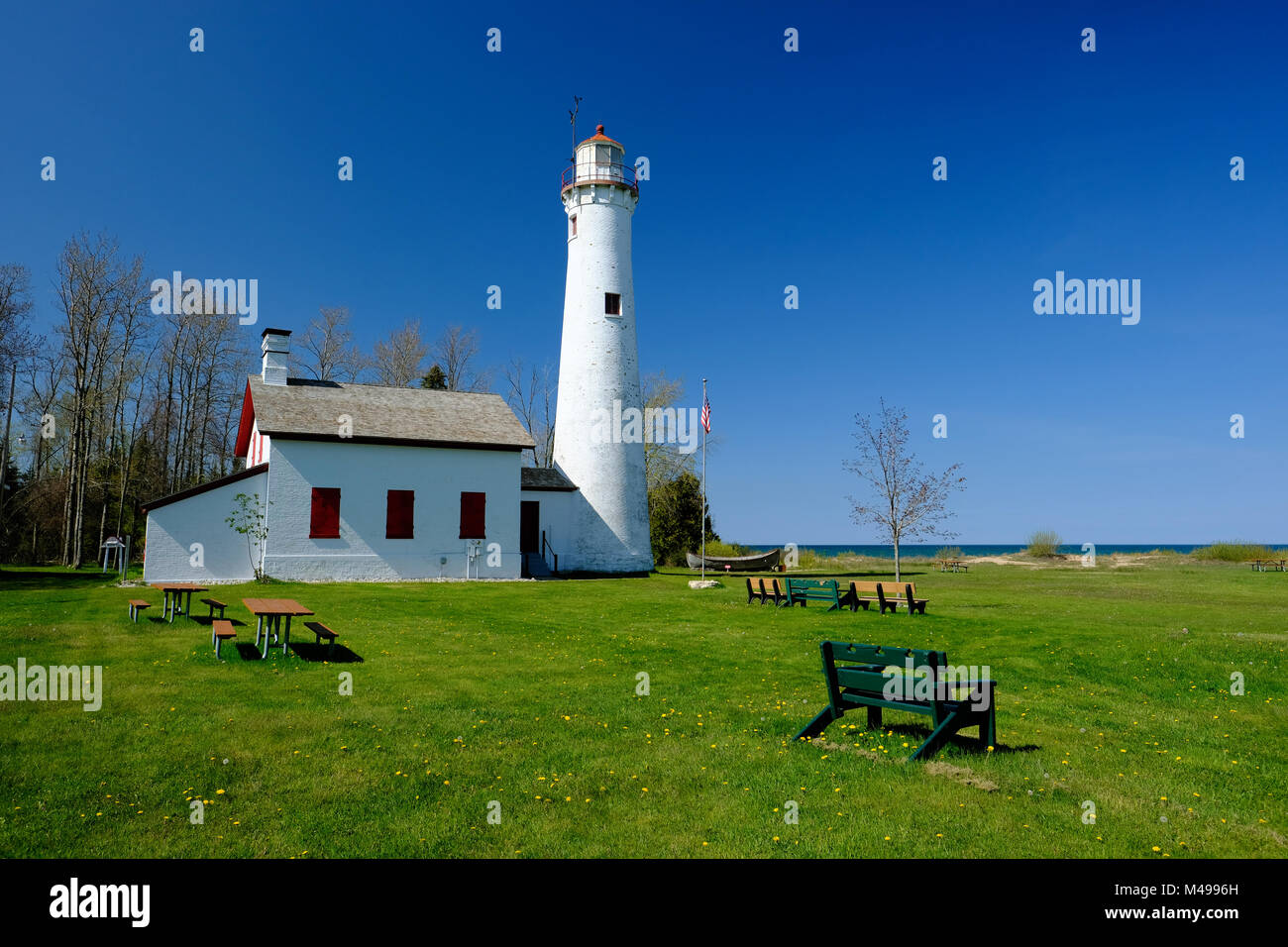 Sturgeon point lighthouse hi-res stock photography and images - Alamy