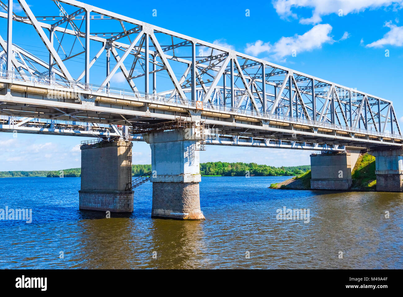 Concrete base hi-res stock photography and images - Alamy