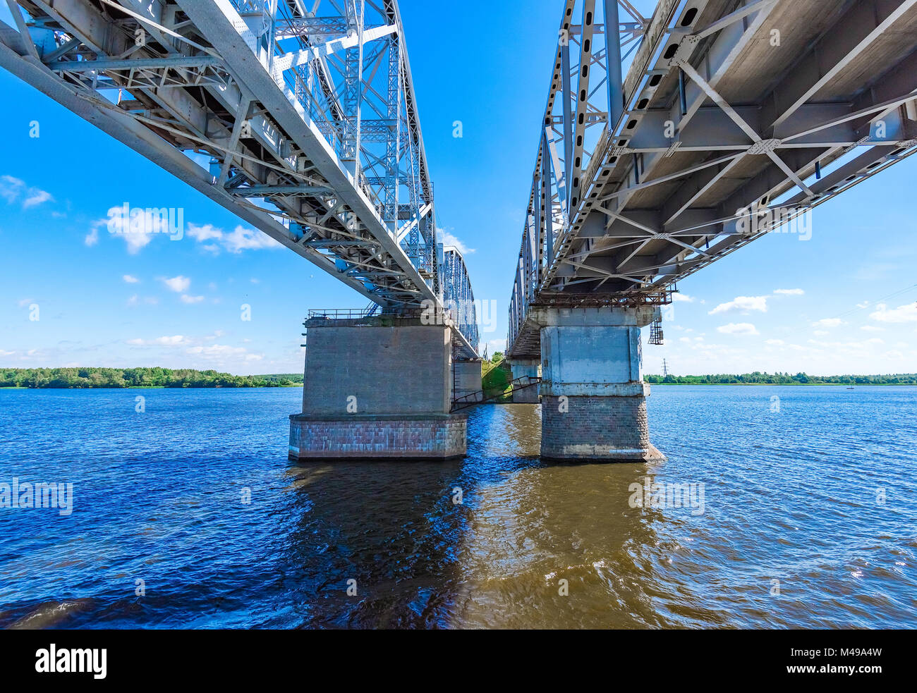 Concrete railway bridge hi-res stock photography and images - Alamy