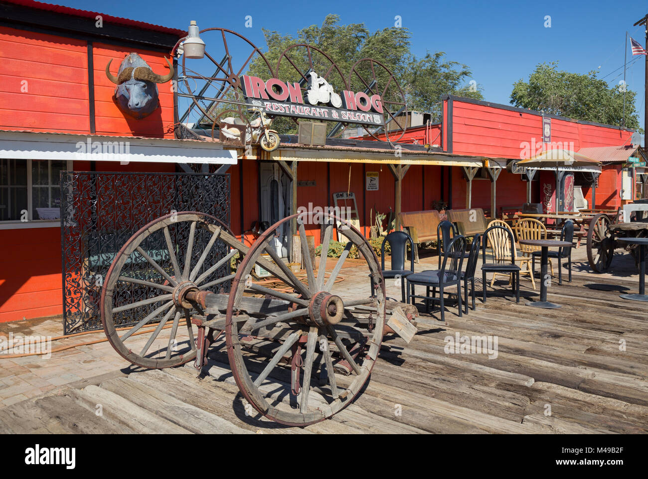 Iron Hog Saloon, historic Route 66, Oro Grande, California, USA Stock ...