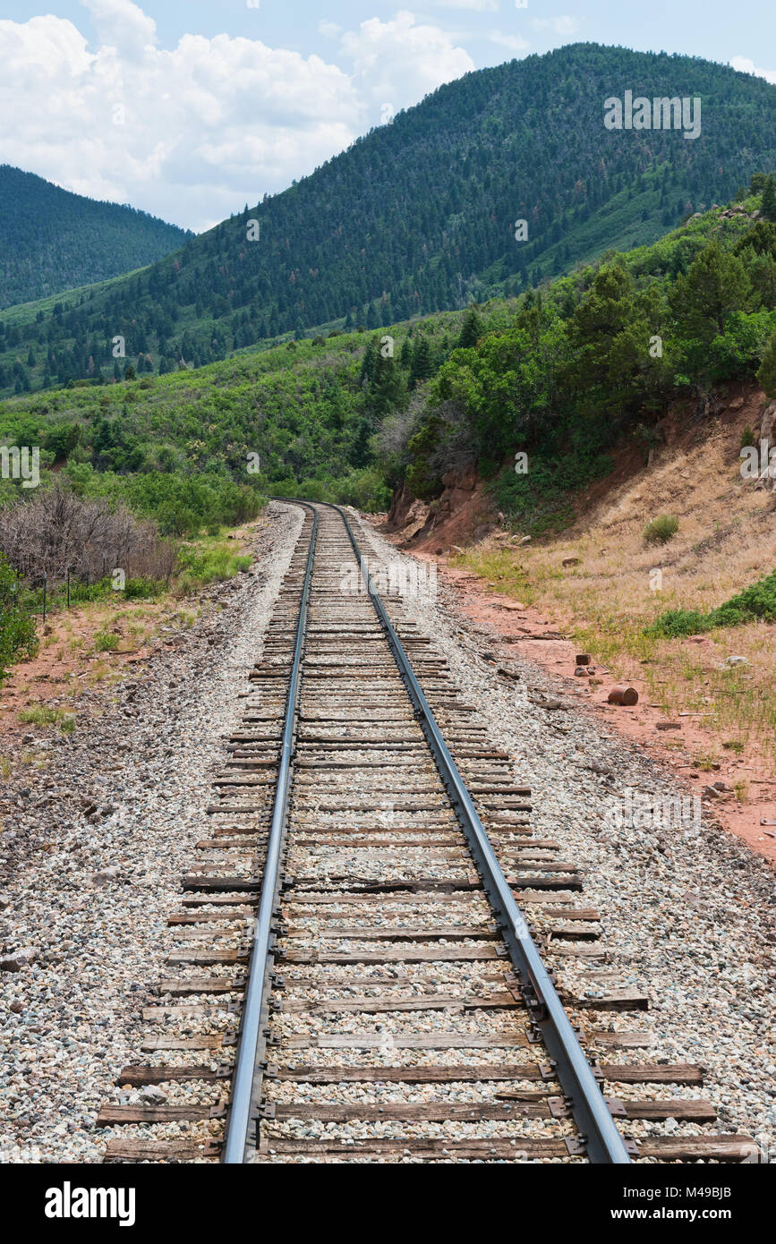 Standard gauge tracks hi-res stock photography and images - Alamy