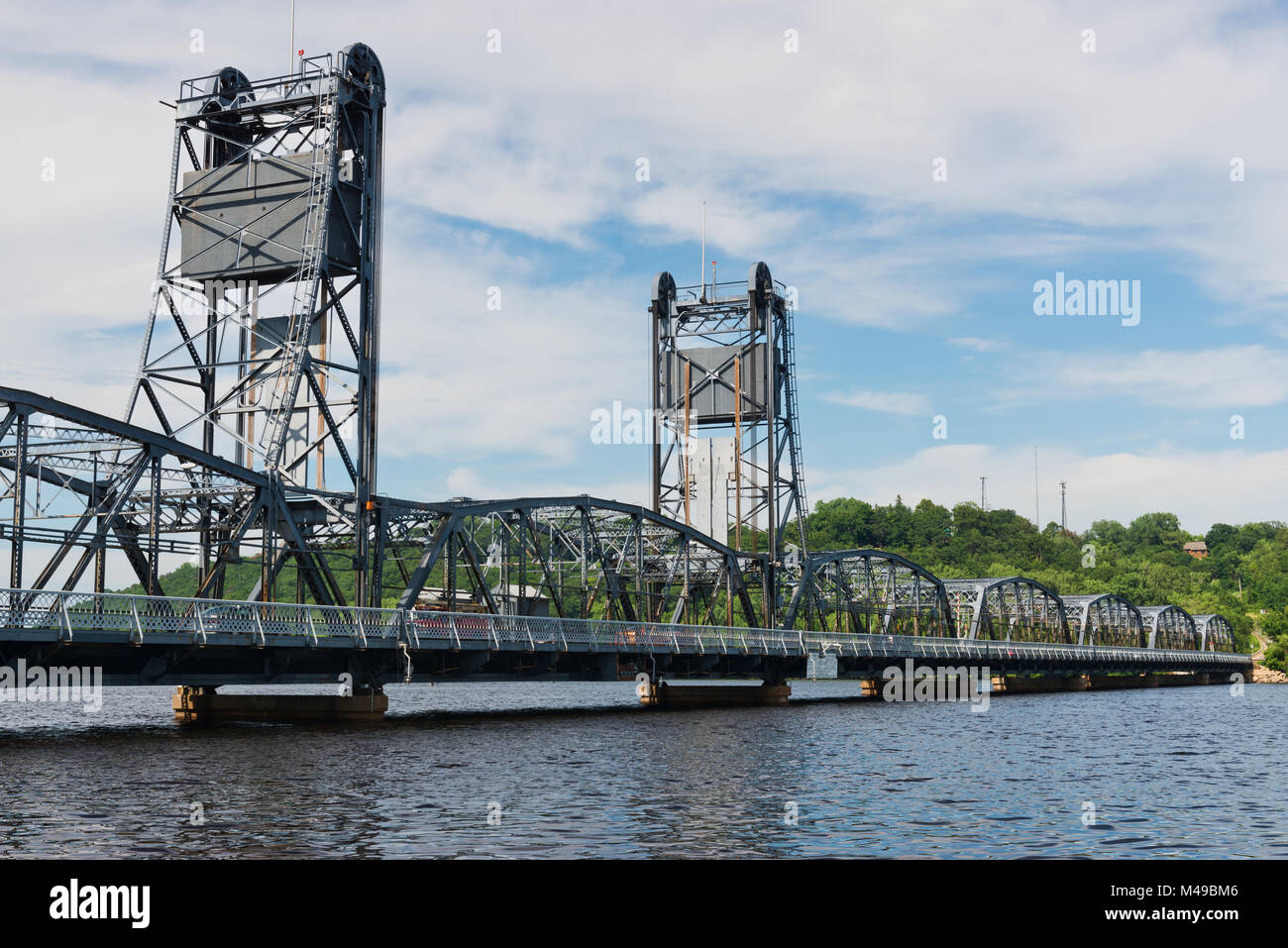 Counterweight bridge hi-res stock photography and images - Alamy