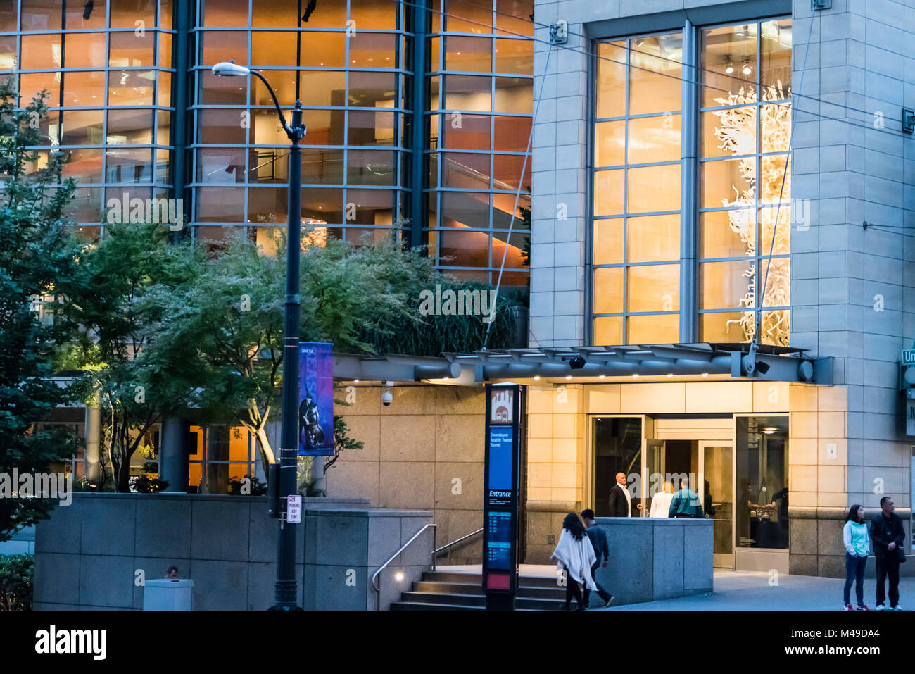 Benaroya hall hi-res stock photography and images - Alamy