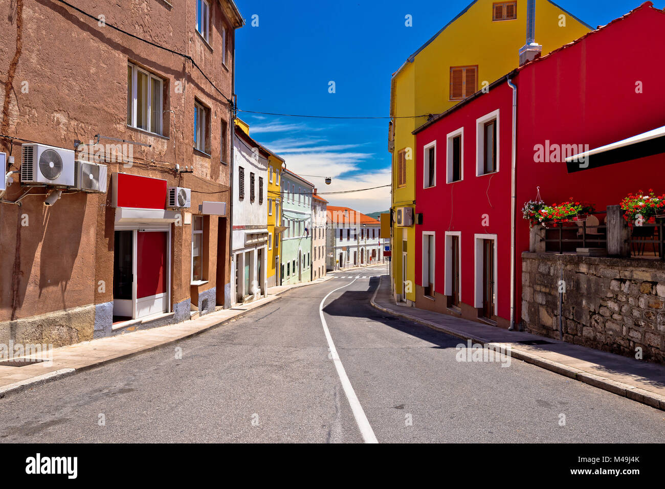 Colorful wall sidewalk hi-res stock photography and images - Alamy