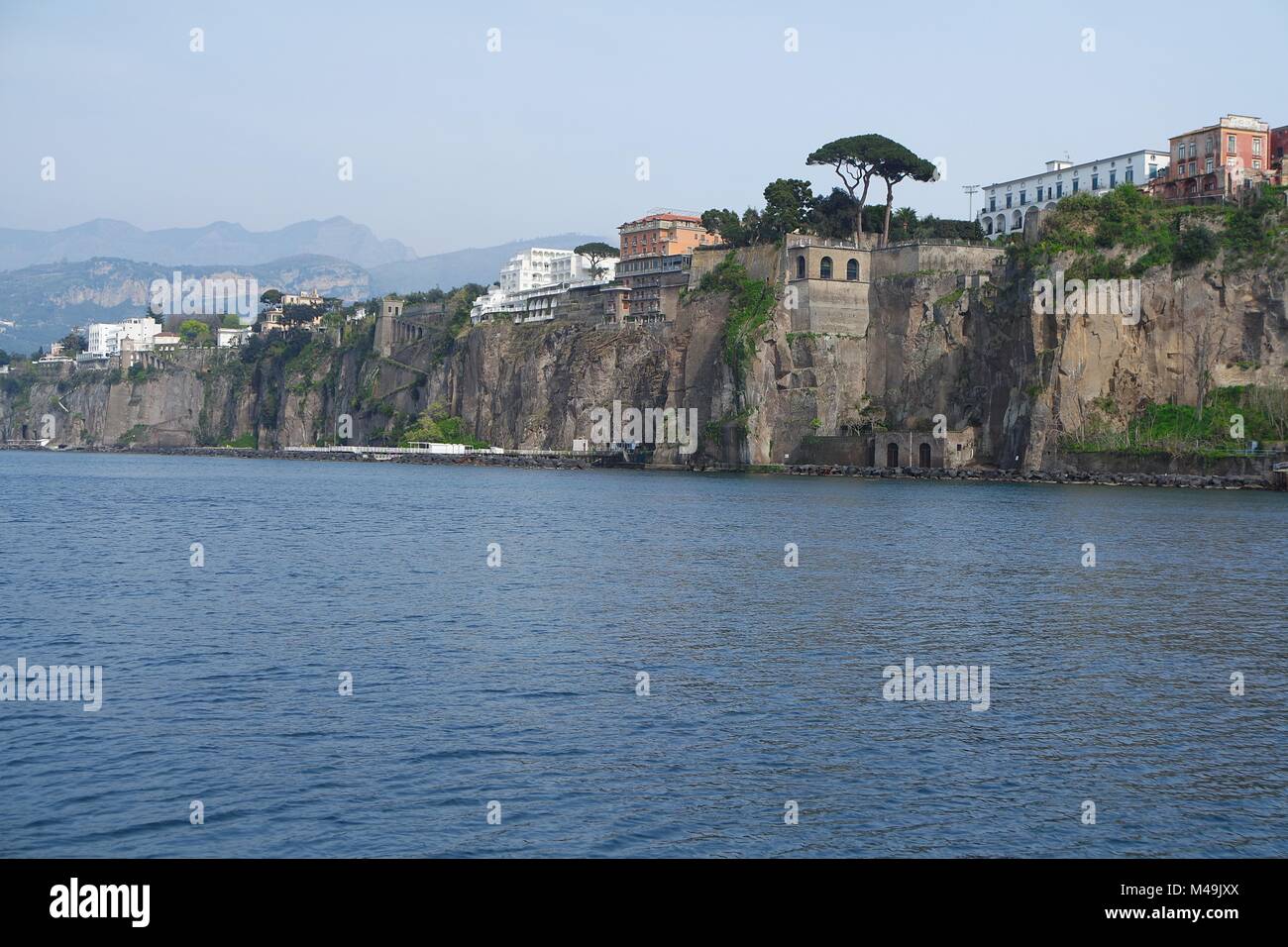 Sorrento cliffs hi-res stock photography and images - Alamy