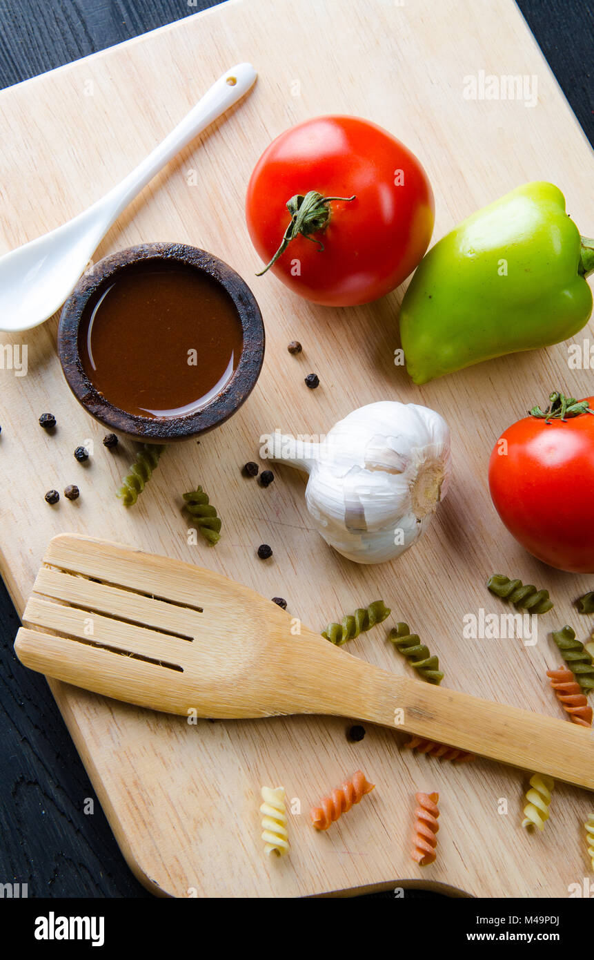 Ingredients ready for italian pasta sauce Stock Photo - Alamy