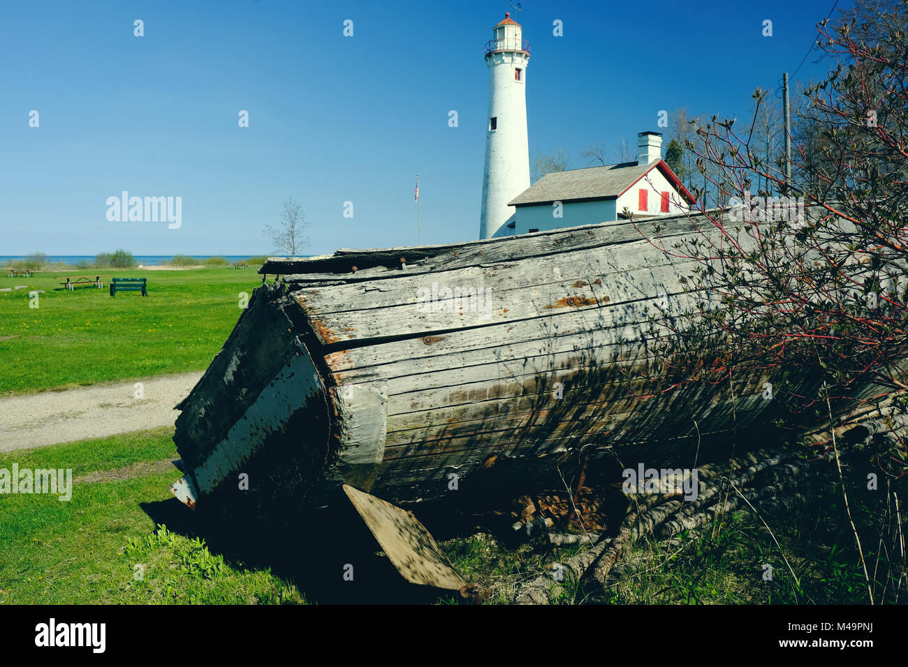 Sturgeon point lighthouse hi-res stock photography and images - Alamy