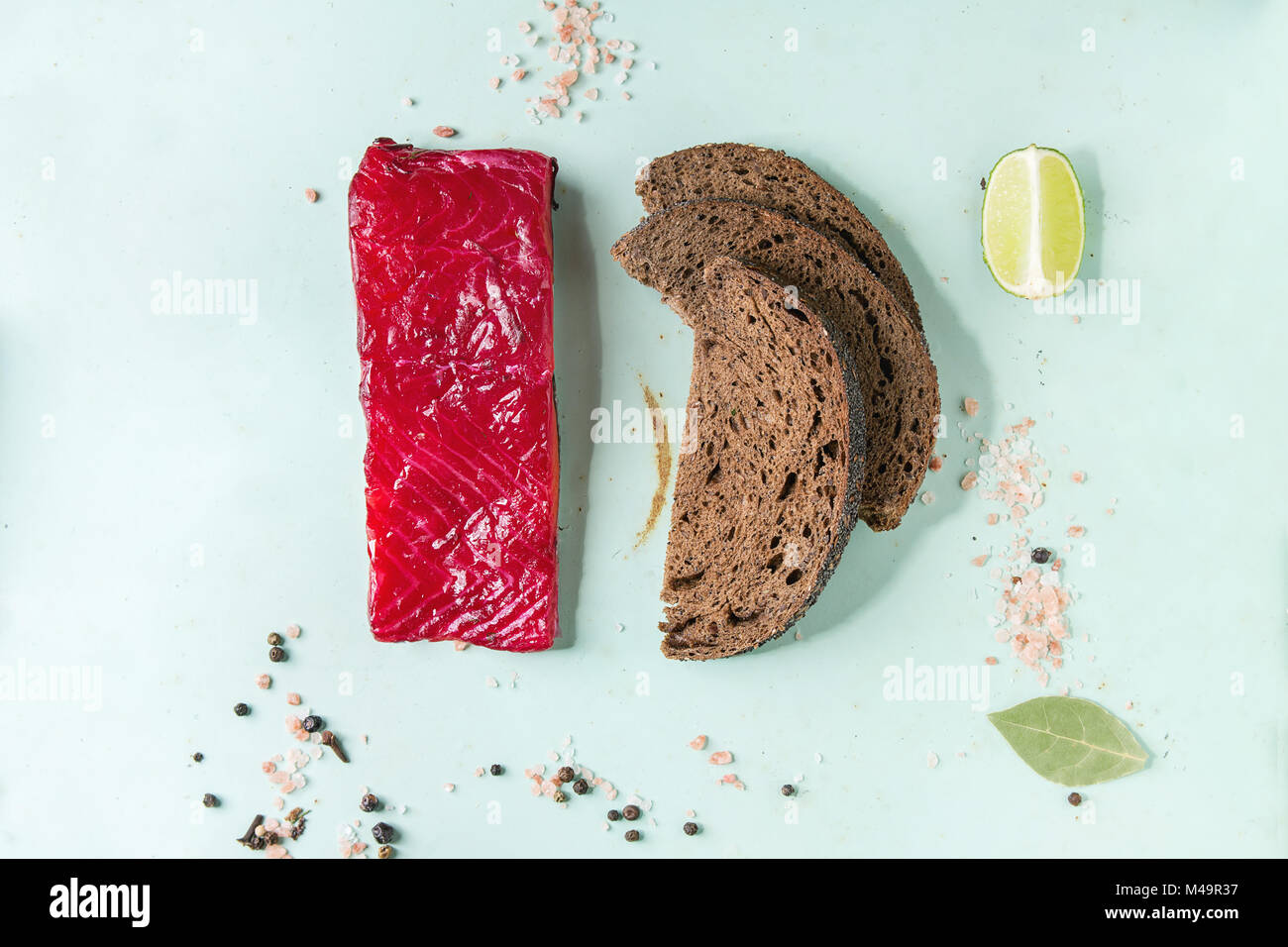 Beetroot marinated salmon Stock Photo - Alamy