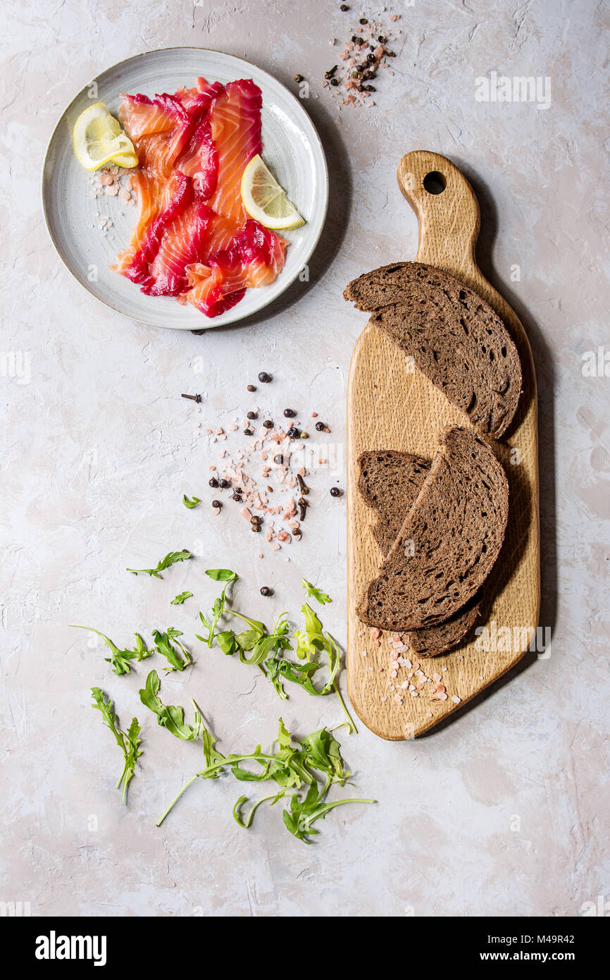 Beetroot marinated salmon Stock Photo - Alamy