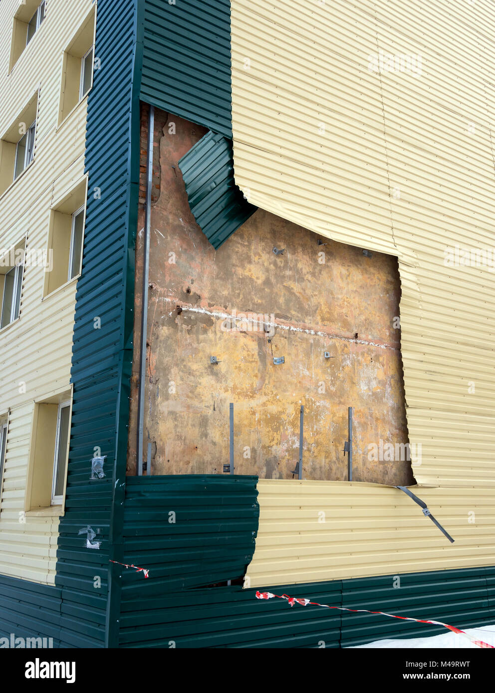 Sheathed house facade hi-res stock photography and images - Alamy