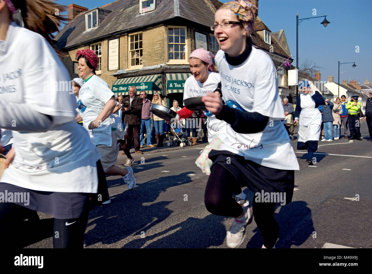 Pancake race england hi-res stock photography and images - Alamy