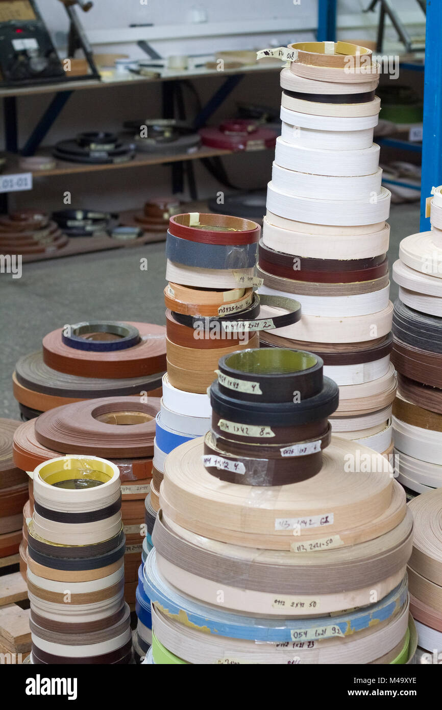 Multicolored bobbins of PVC edge and melanin for the manufacture of ...