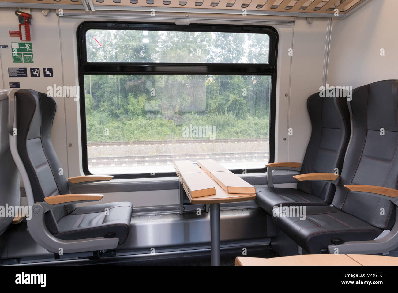 Modern trains hi-res stock photography and images - Alamy