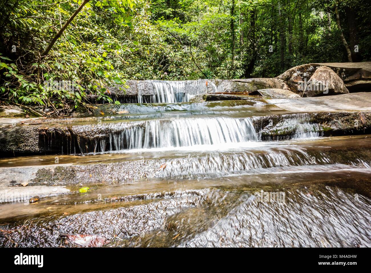 Table rock mountains south carolina hi-res stock photography and images ...