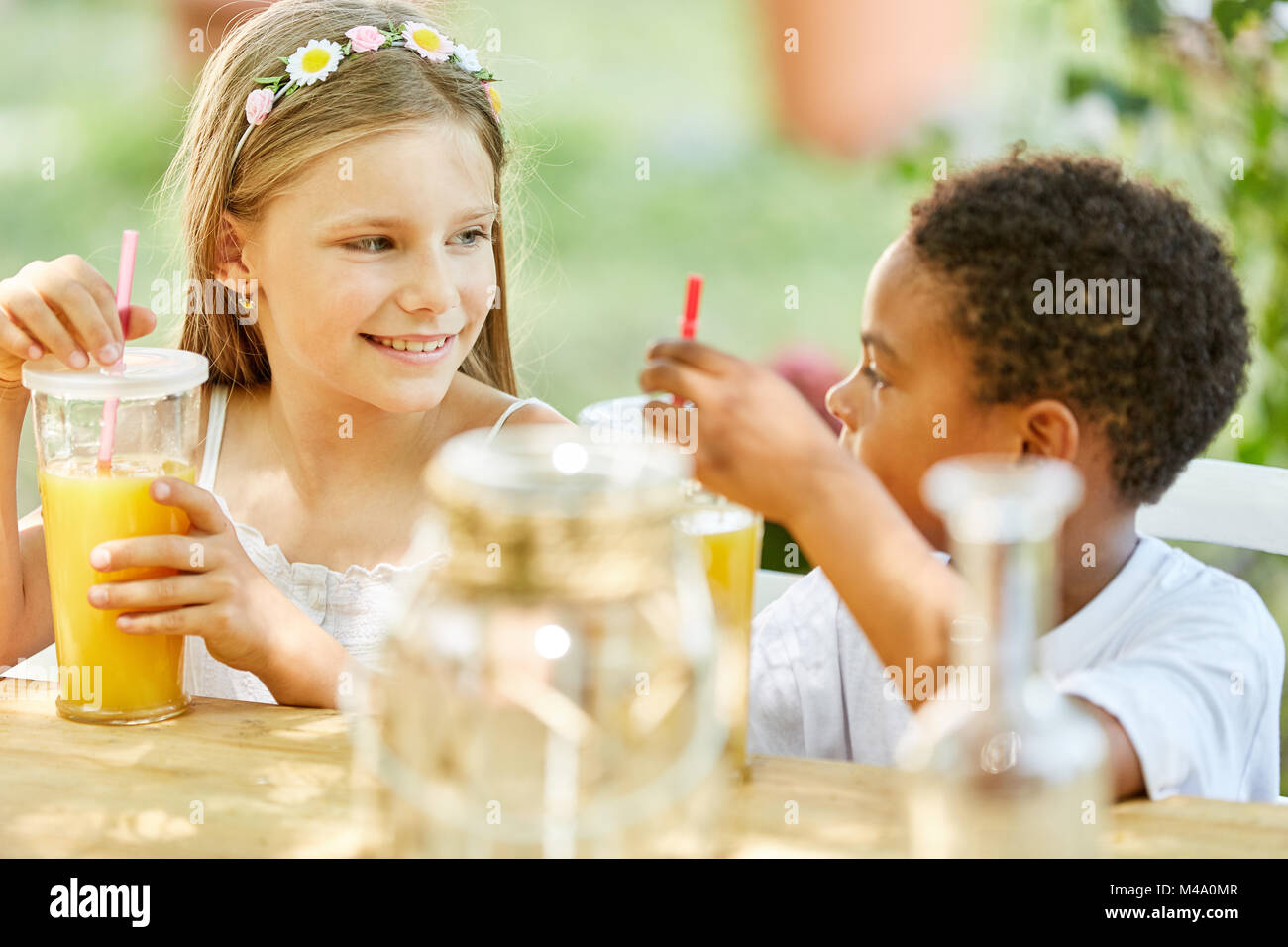 Kids having breakfast hi-res stock photography and images - Alamy