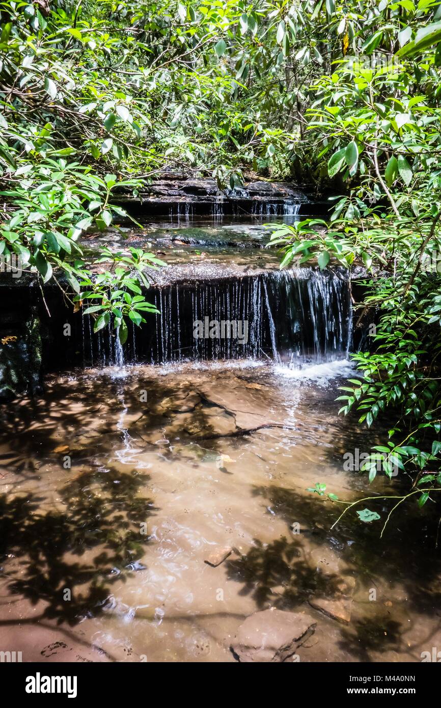 Table rock mountains south carolina hi-res stock photography and images ...