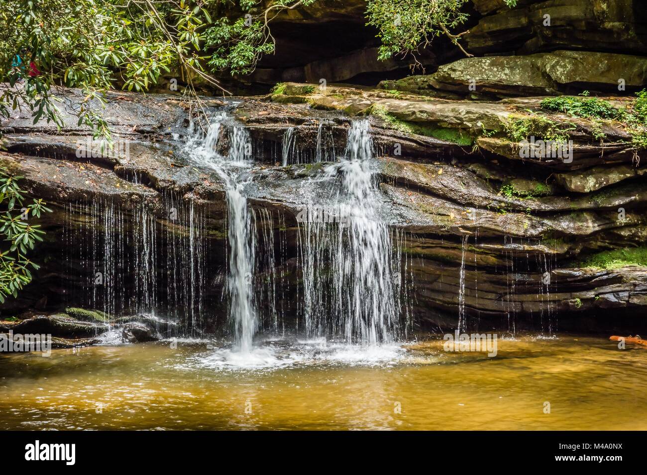 Table rock mountains south carolina hi-res stock photography and images ...