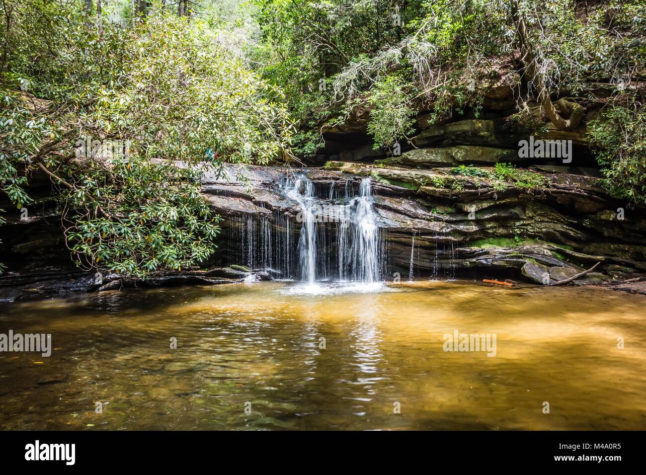 Table rock mountains south carolina hi-res stock photography and images ...