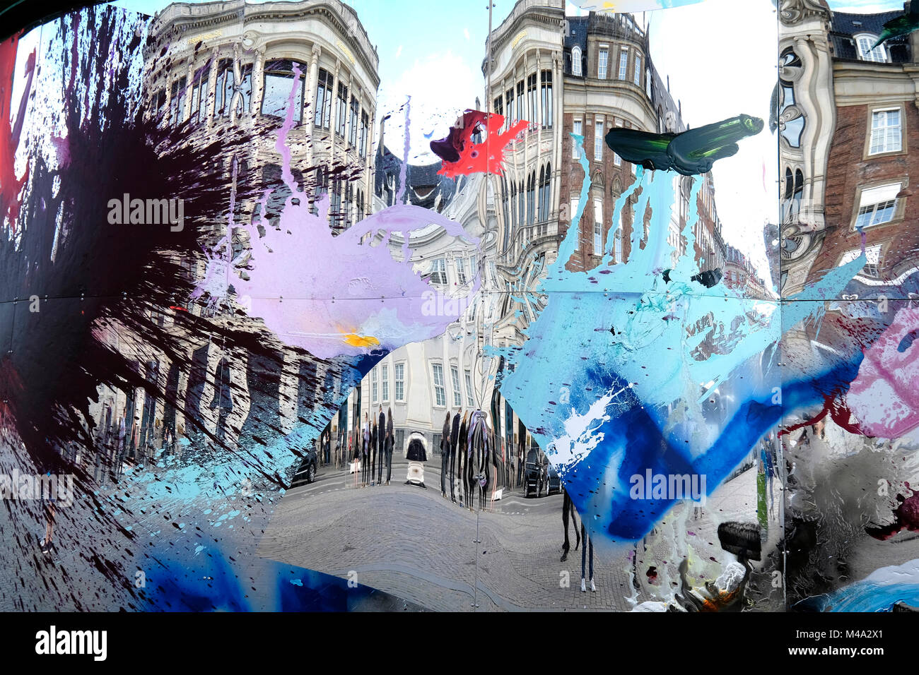 Wave at someone hi-res stock photography and images - Alamy