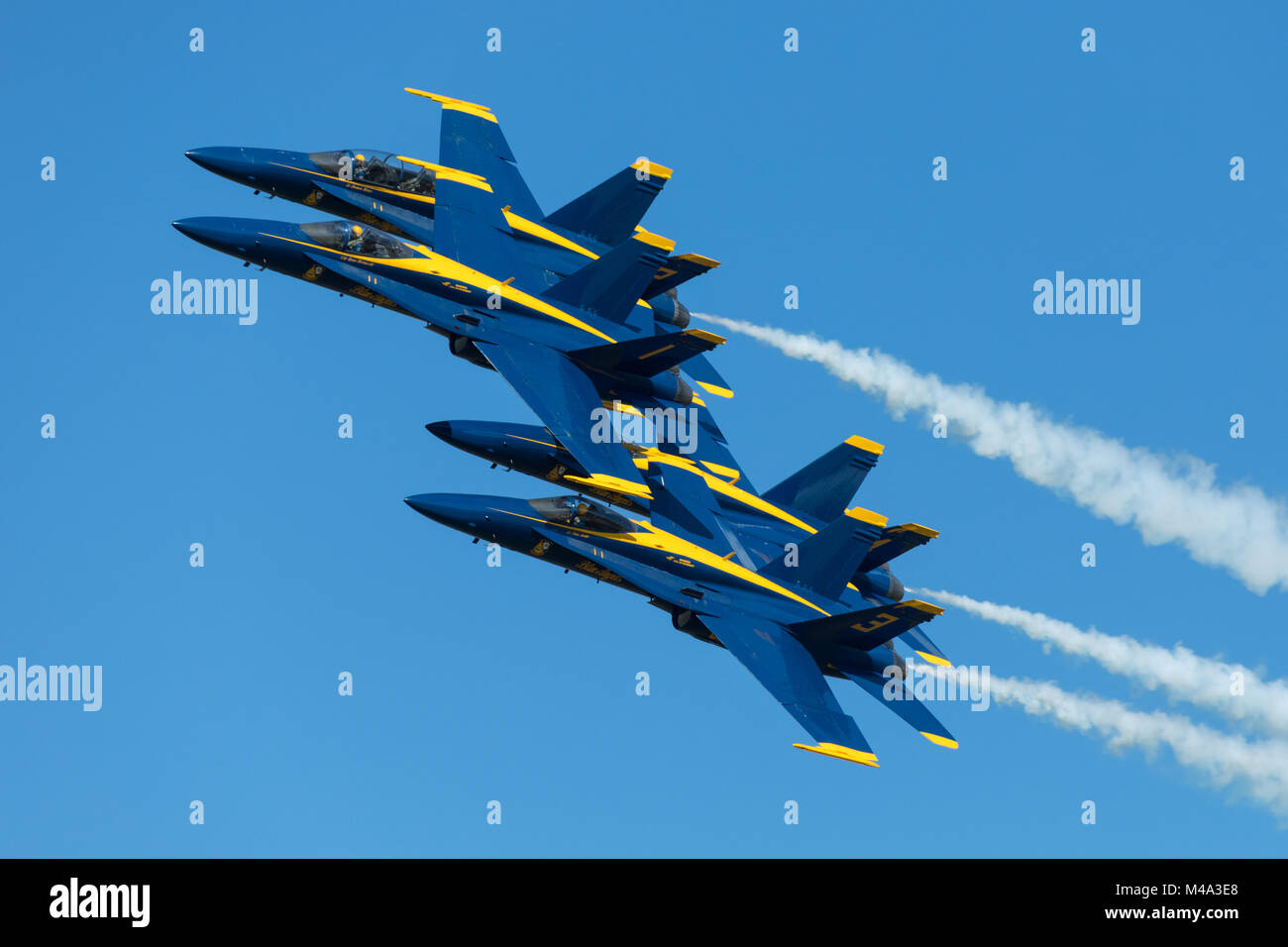 Static displays hi-res stock photography and images - Alamy
