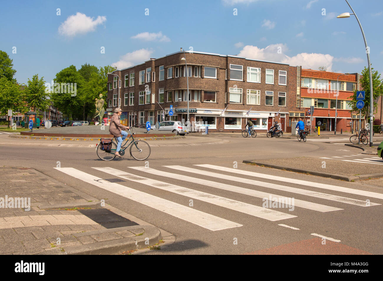 Roundabout in Groningen. In the Netherlands roundabouts are very ...