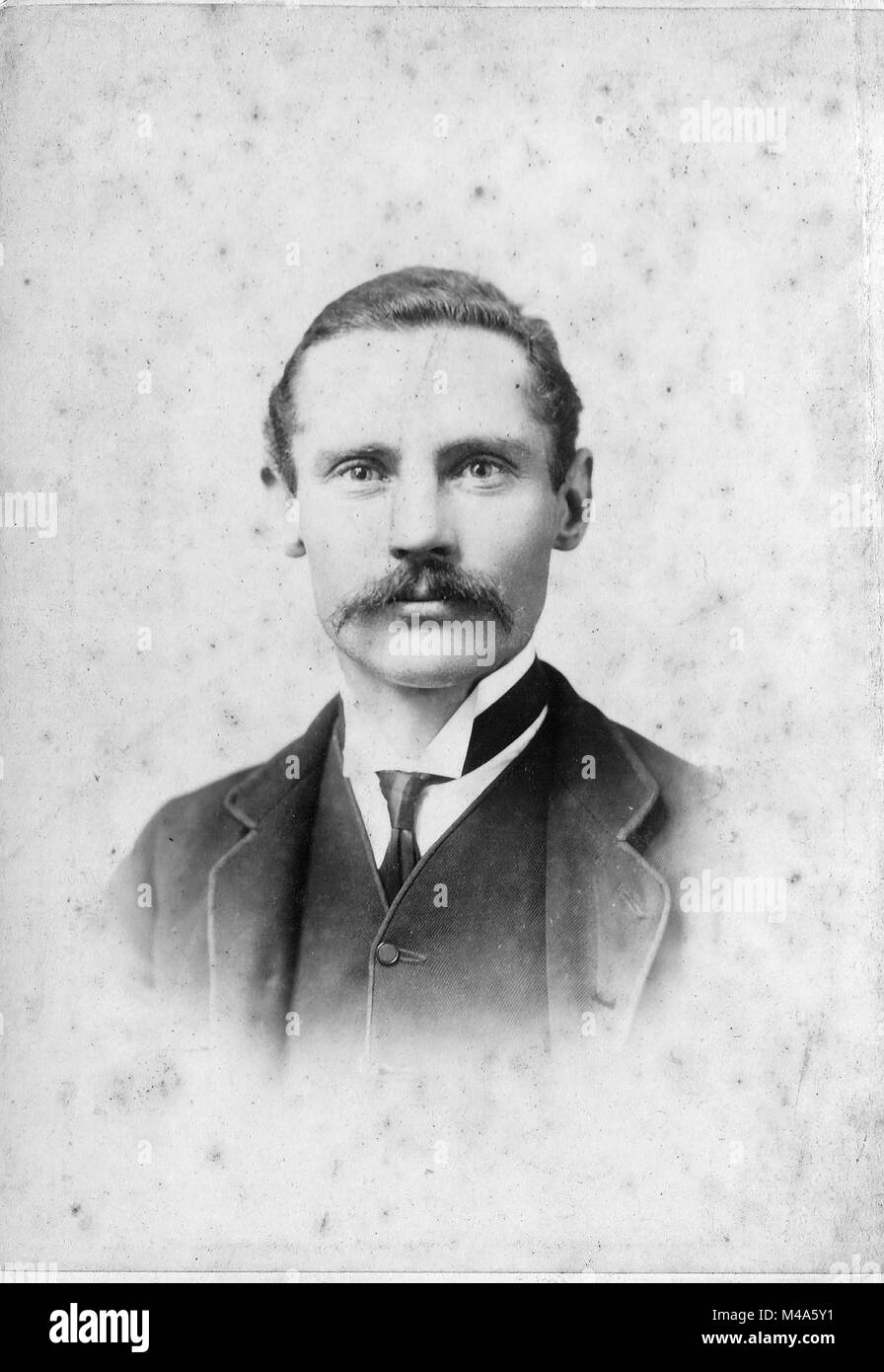 Victorian portrait hi-res stock photography and images - Alamy