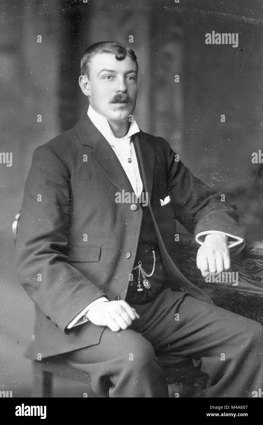 Victorian portrait hi-res stock photography and images - Alamy