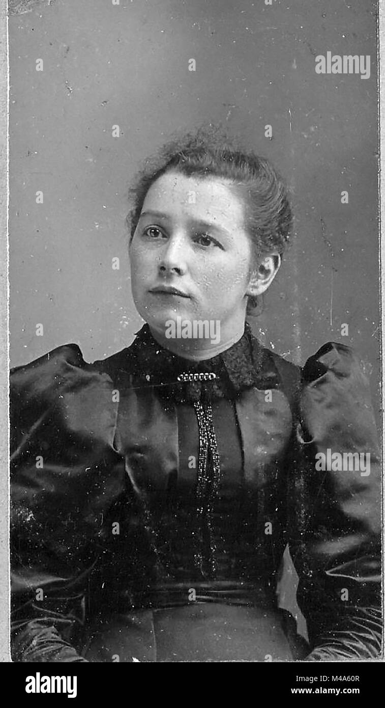 Victorian photograph portrait hi-res stock photography and images - Alamy