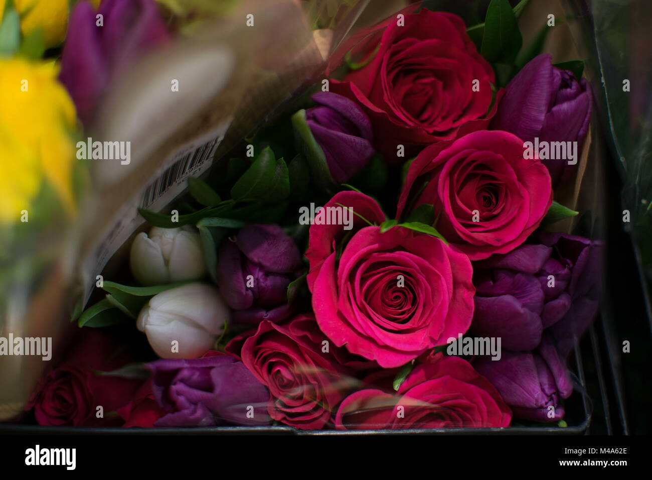 Colorful magazine covers hi-res stock photography and images - Alamy