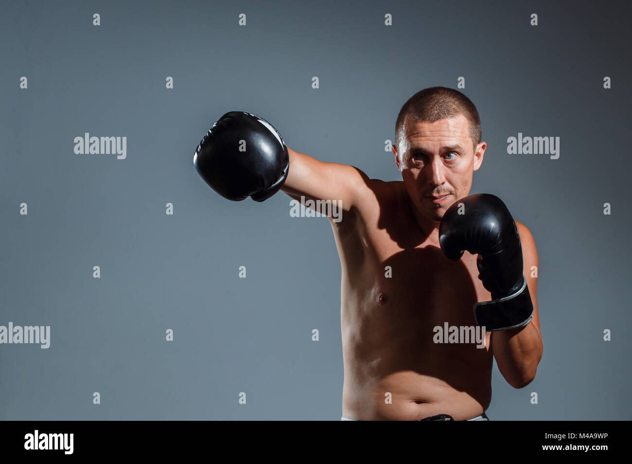 Muscularmale hi-res stock photography and images - Alamy