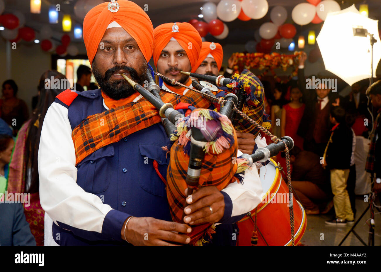 Indian classical musicians hi-res stock photography and images - Alamy