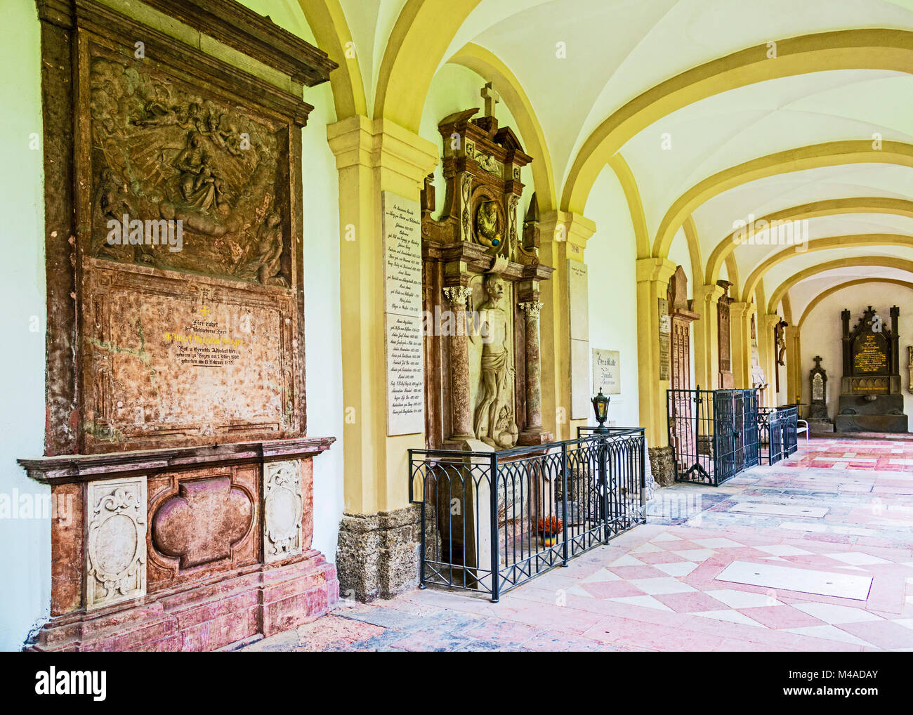 Father leopold mozart hi-res stock photography and images - Alamy