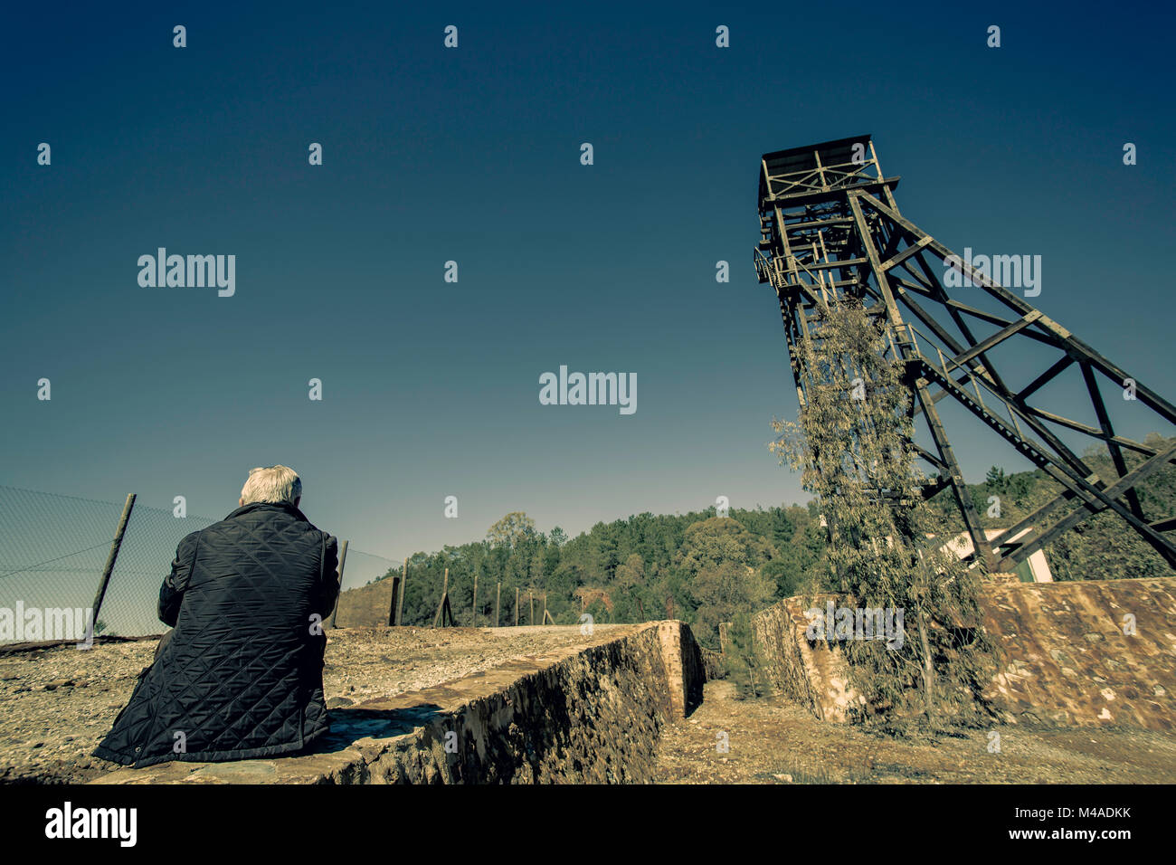 Back tower hi-res stock photography and images - Alamy