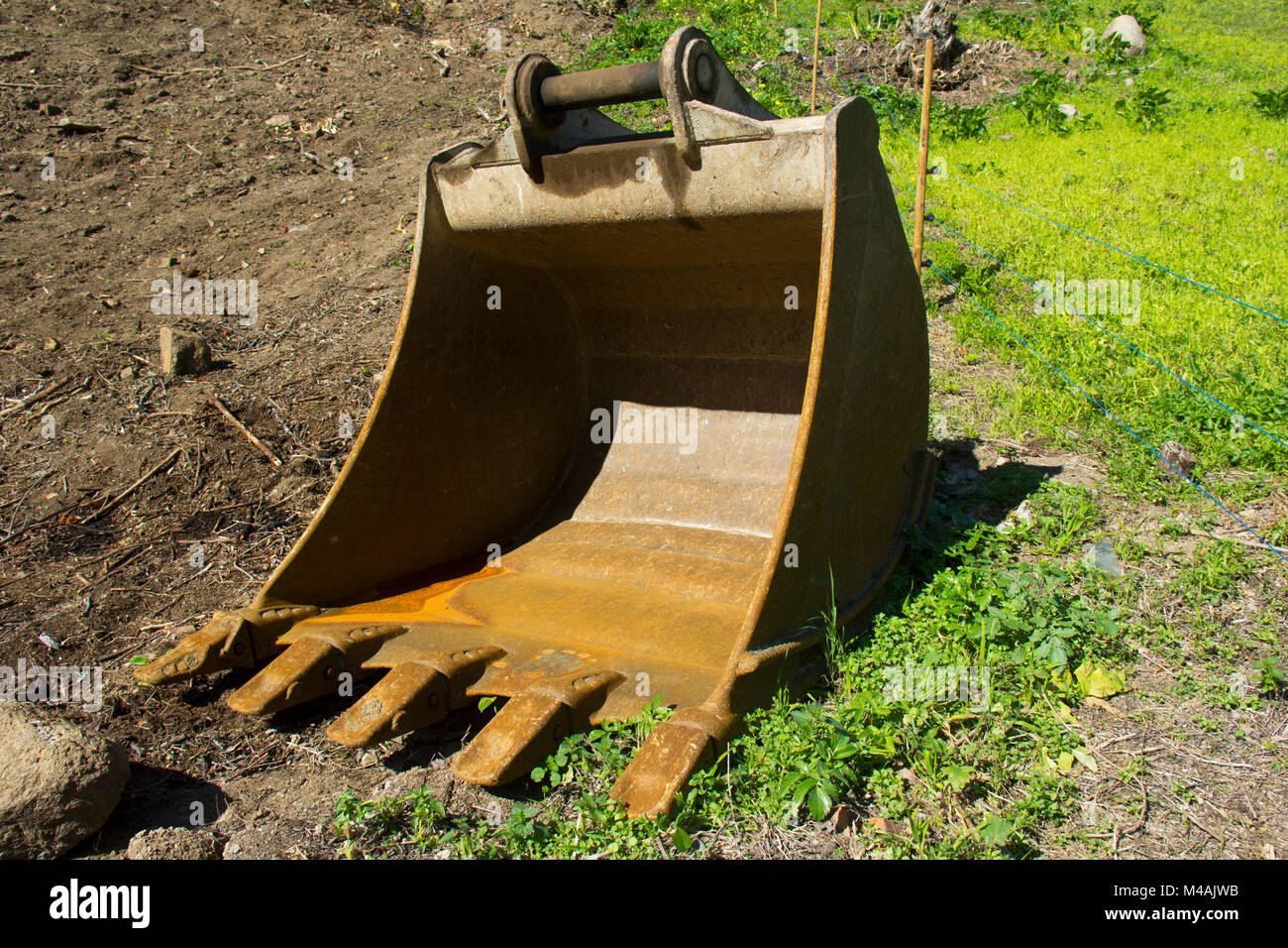 Bucket digger hi-res stock photography and images - Alamy