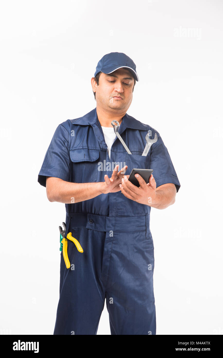 Indian mechanic hi-res stock photography and images - Alamy