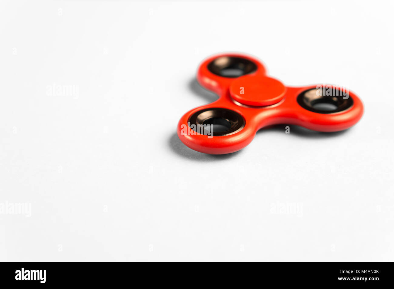 Red spinner hi-res stock photography and images - Alamy
