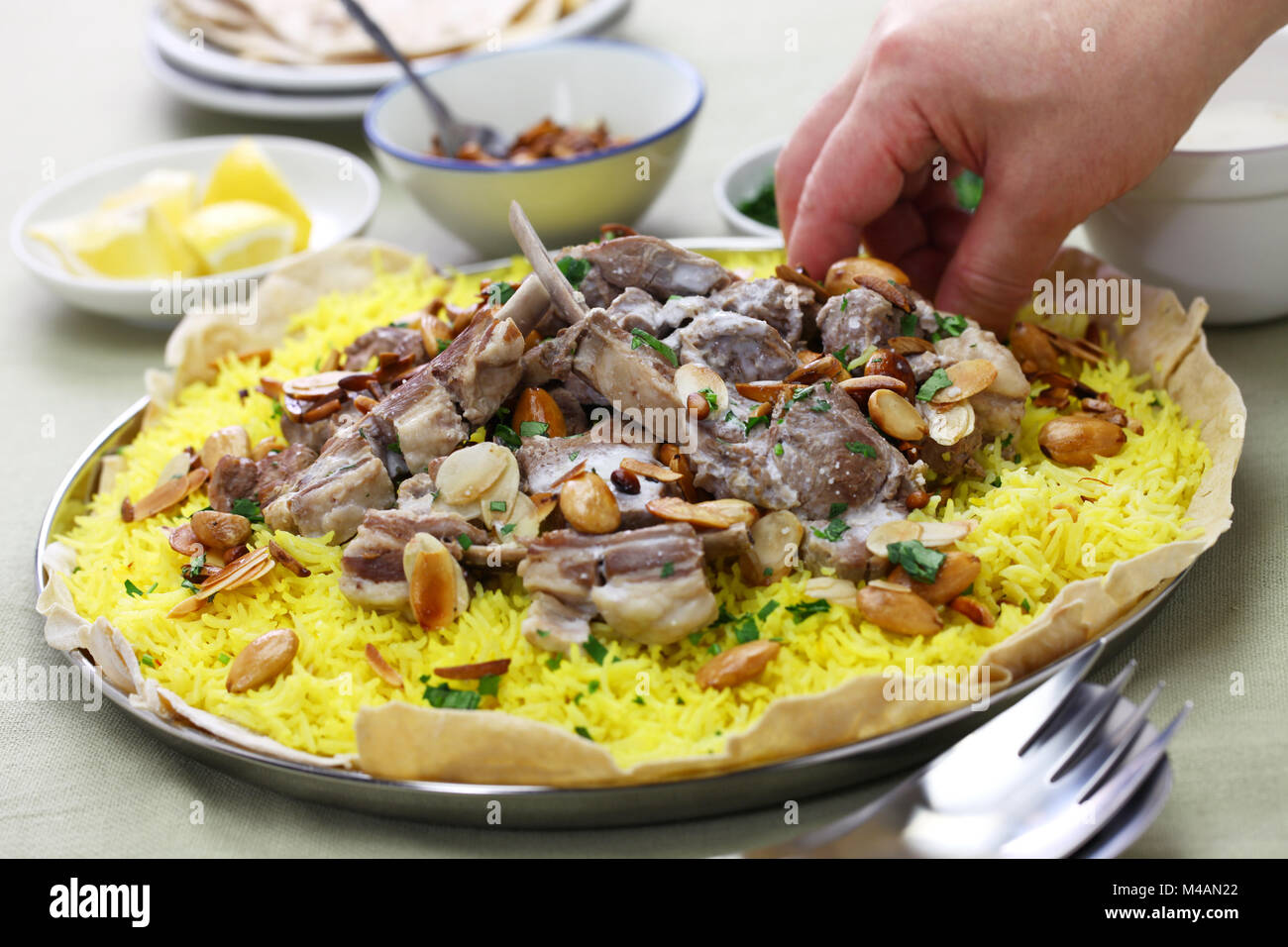 Mansaf and jordan hi-res stock photography and images - Alamy