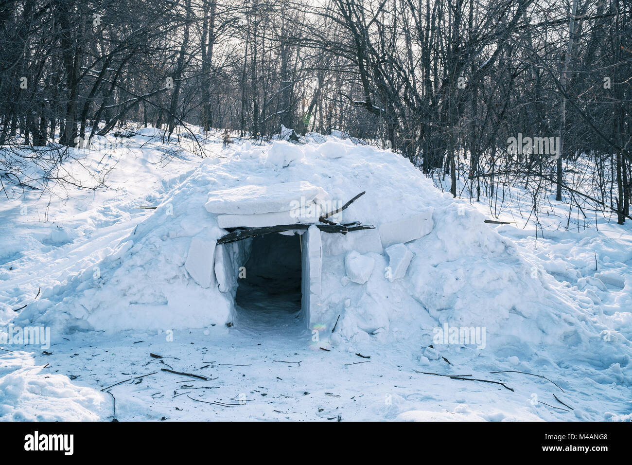 Igloo tent house hi-res stock photography and images - Alamy
