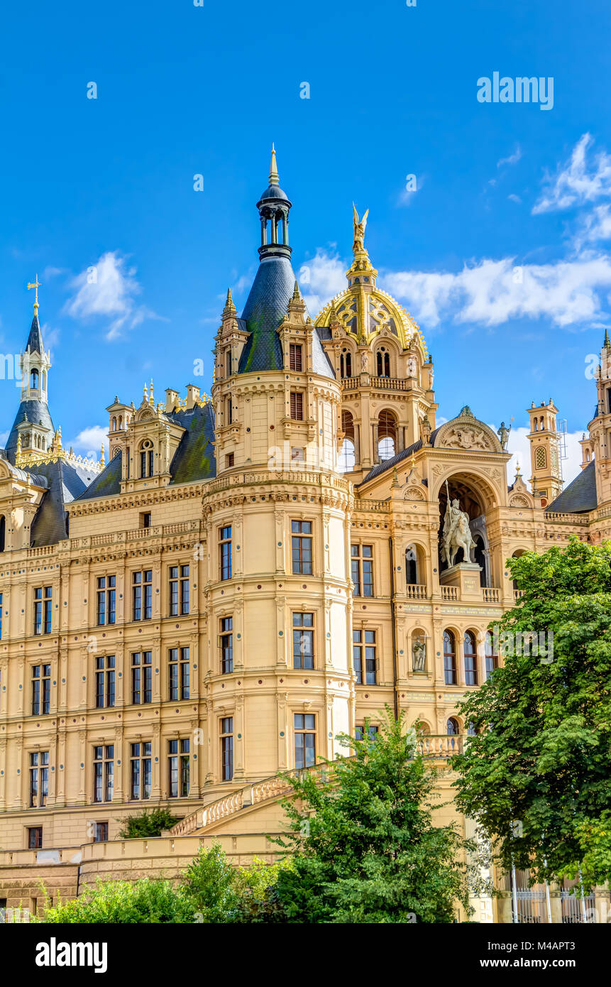 Historicism style architecture hi-res stock photography and images - Alamy