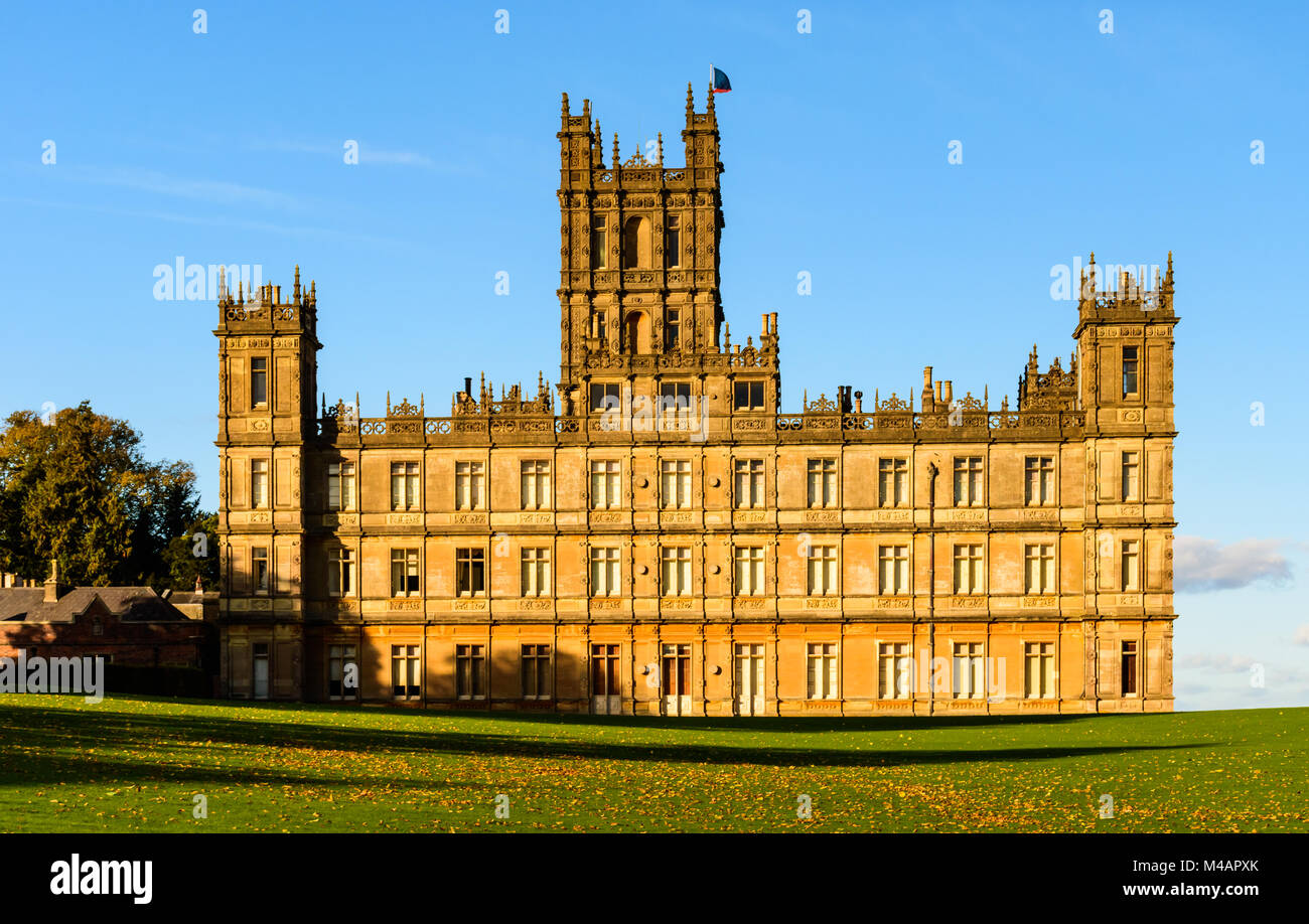 Highclere castle garden hi-res stock photography and images - Alamy