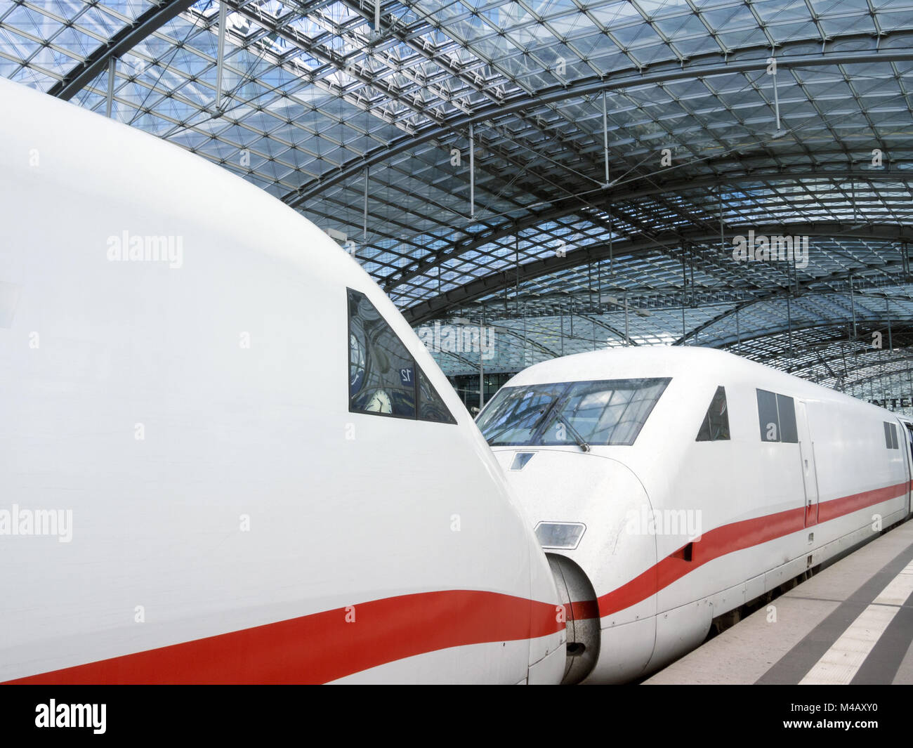 Modern station hi-res stock photography and images - Alamy