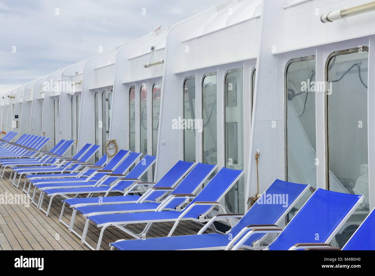 Cruise ship and sun loungers hi-res stock photography and images - Alamy