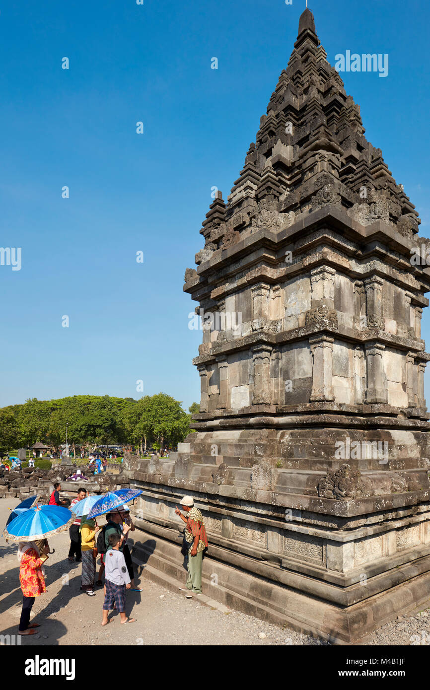 Tourists at the Prambanan Hindu Temple Compound. Special Region of ...