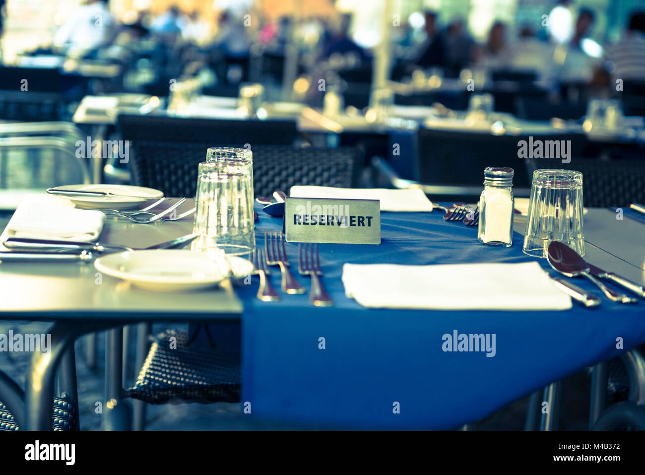 Reservation table hi-res stock photography and images - Alamy